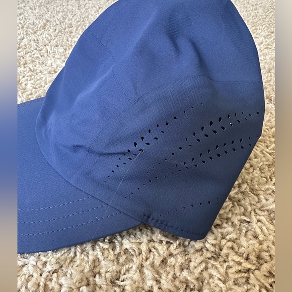 Athleta | Accessories | Ultra Lightweight Run Cap | Poshmark